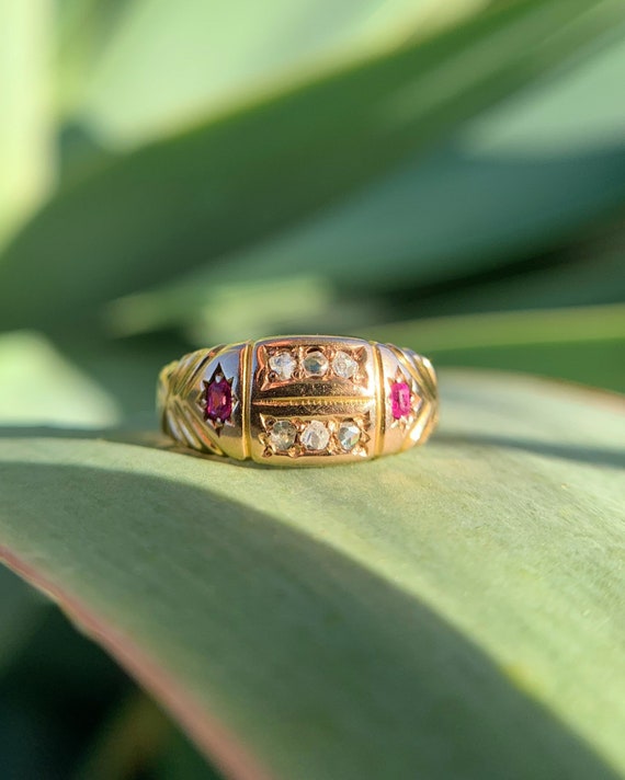 Gold ring for women under 15000 store