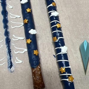 Twinkle Twinkle Little Star Chocolate Covered Pretzel Rods Drizzled ...