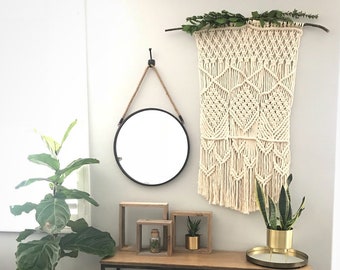 Small Hand-tied Macrame Wall Hanging - Etsy