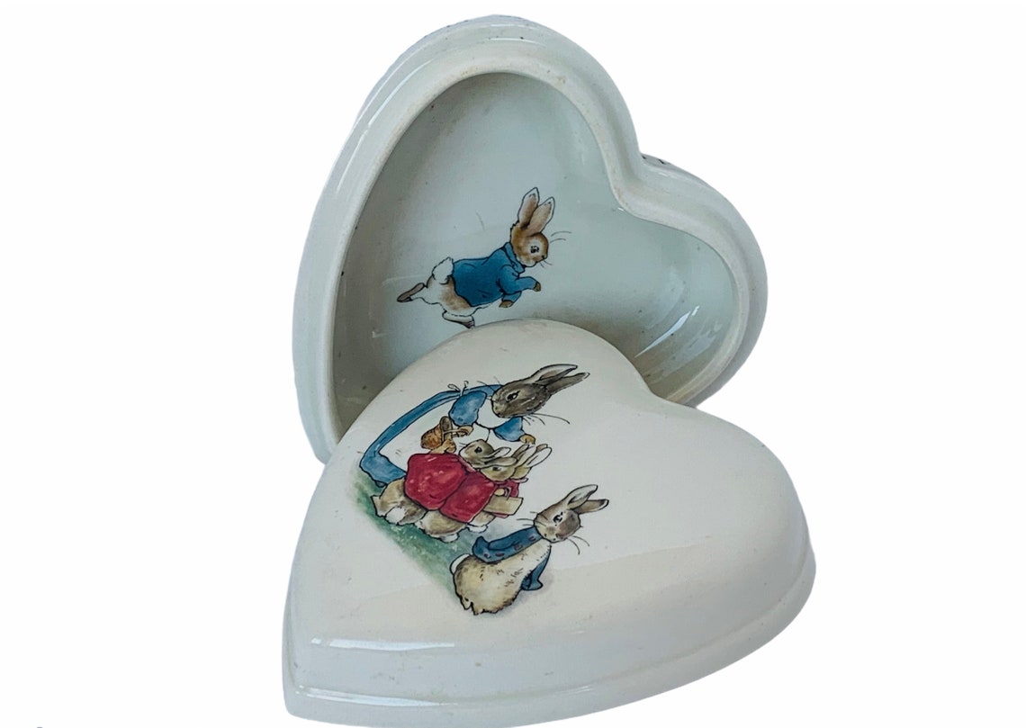 WEDGWOOD BEATRIX POTTER Jewelry Trinket Box Figurine Porcelain - Etsy