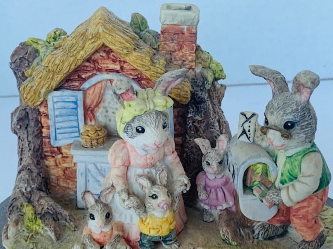LITTLE NOOK VILLAGE 1989 Heritage Mint Leonardo Anthropomorphic Mice ...