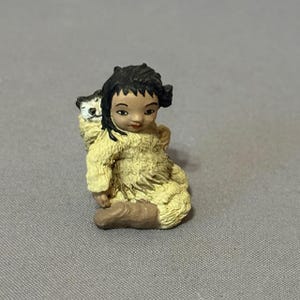Vintage Eskimo Inuit Figurine Miniature Gift Native Aboriginal Husky ...