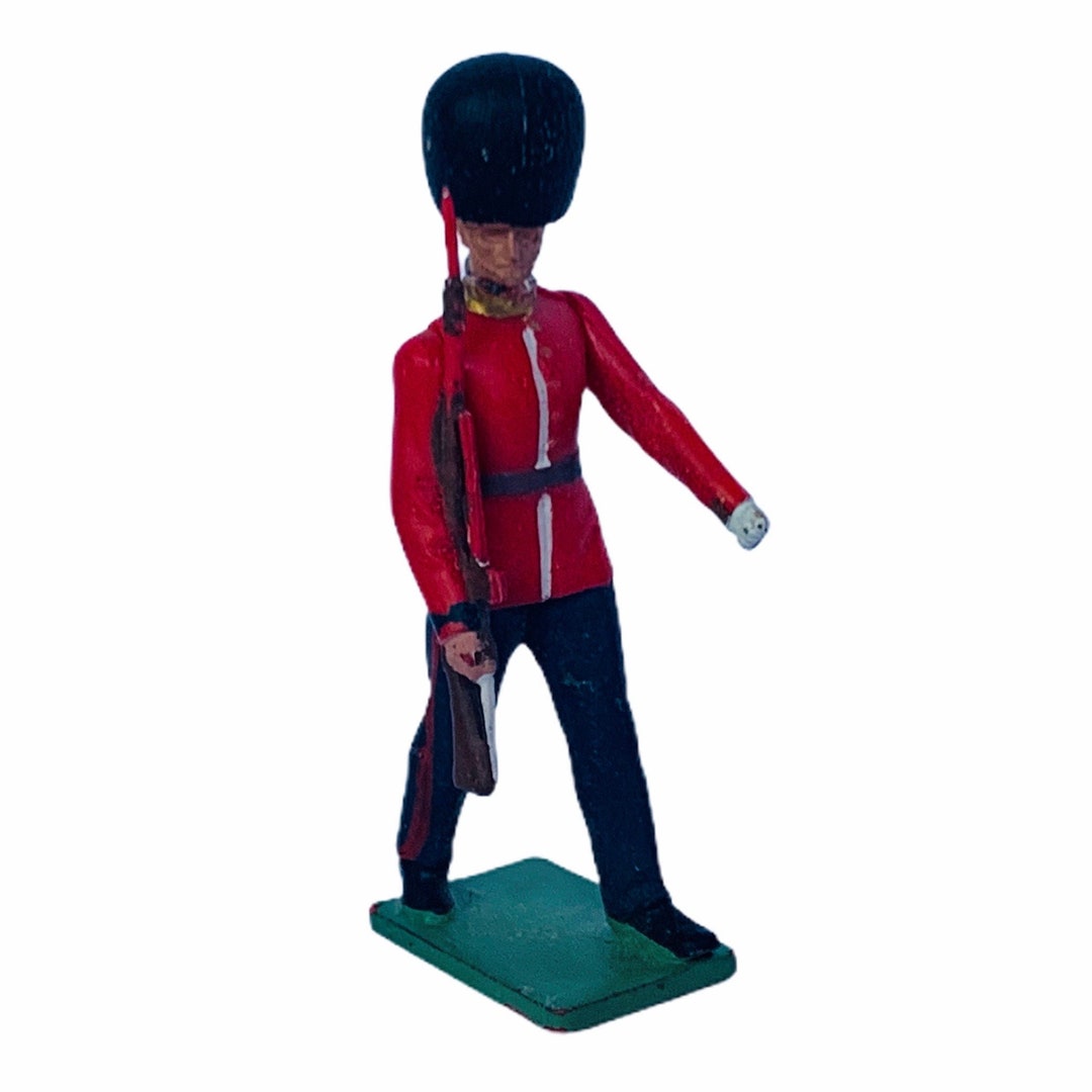 HERALD TOY SOLDIER 1950s Vintage Britain Queens Guard Plastic Vinyl ...