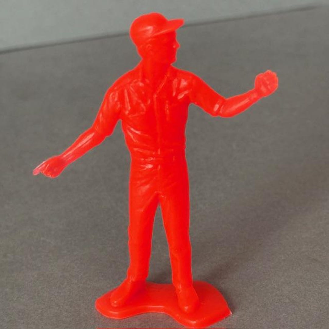 Vintage PP Plastic Race Track Play Set Marx Slot Car Pit Crew Figure ...