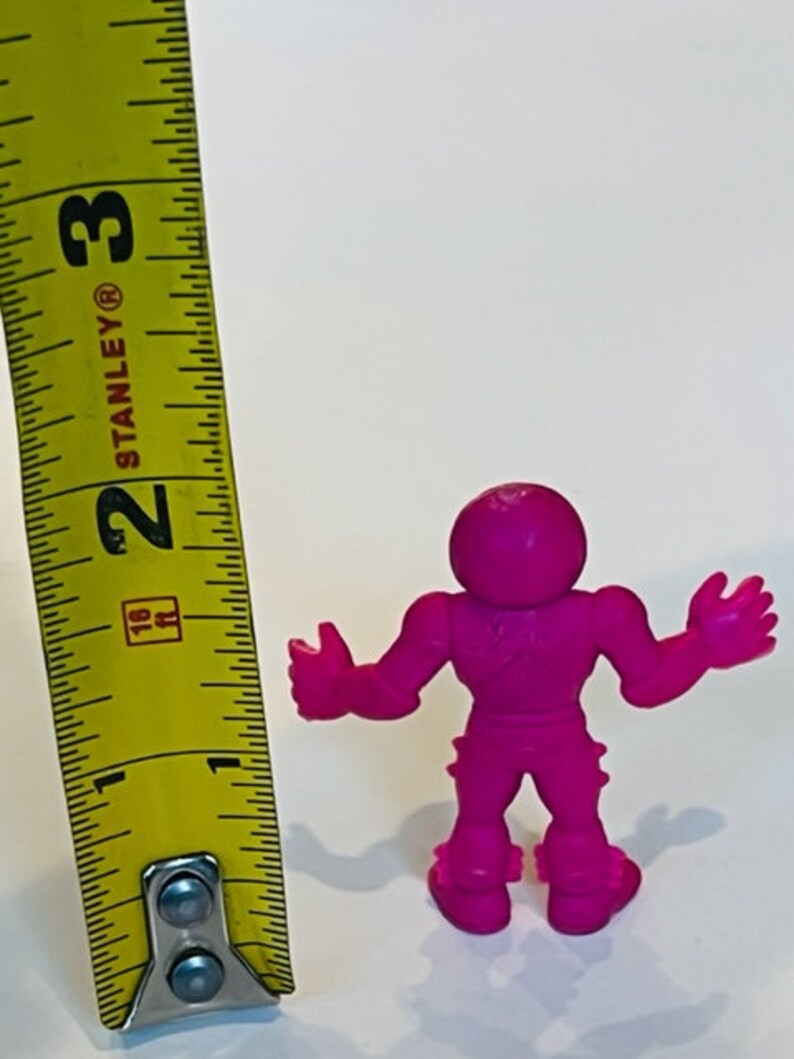 Muscle Men Mattel M.U.S.C.L.E. 1980 Miniature Flesh Toy Figure - Etsy