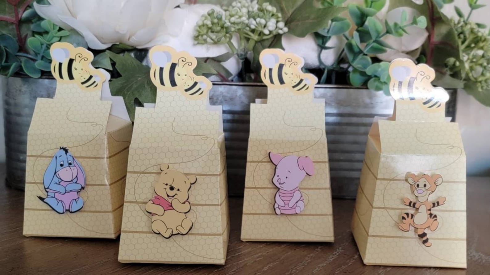 Classic Winnie the Pooh Favor Box - Etsy
