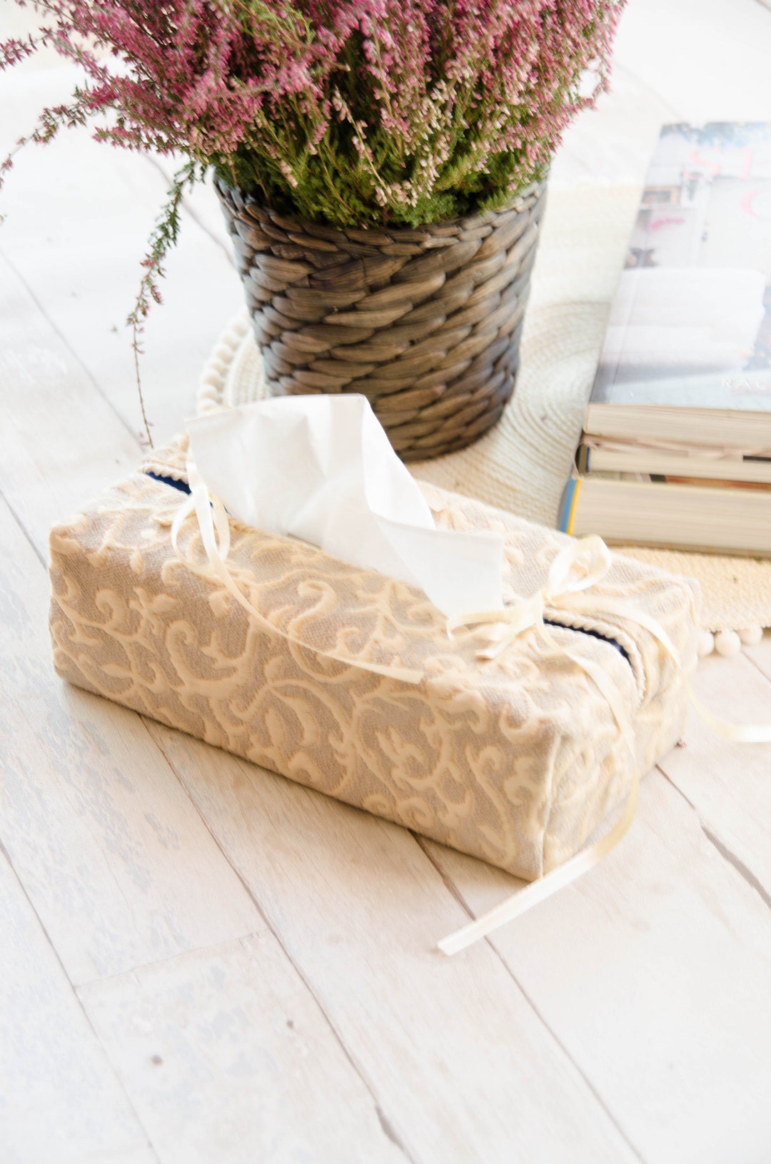 Elegant Tissue Box Cover Made of High Quality Tapestry Fabric - House ...