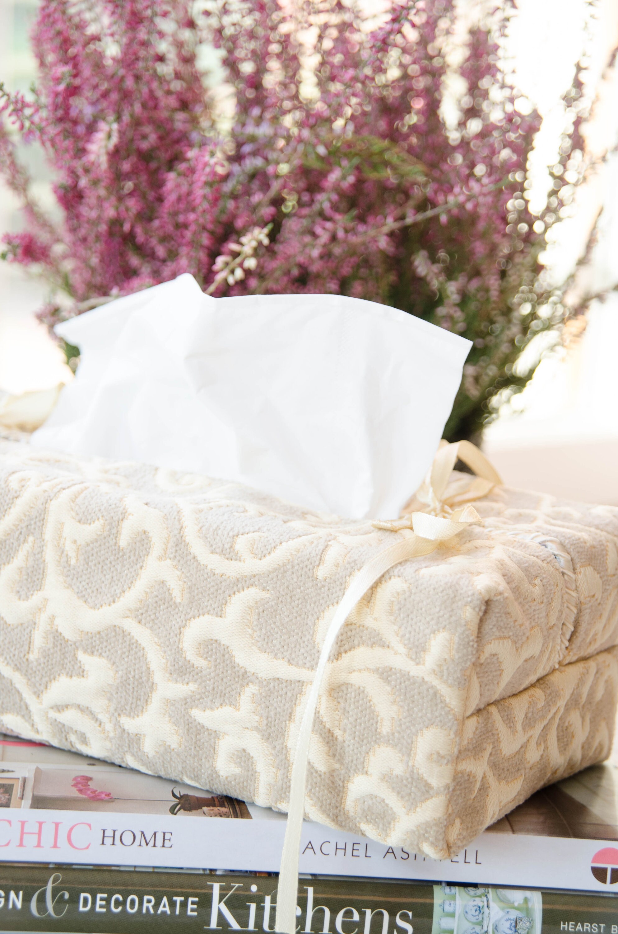 Elegant tissue box cover made of high quality tapestry fabric | Etsy