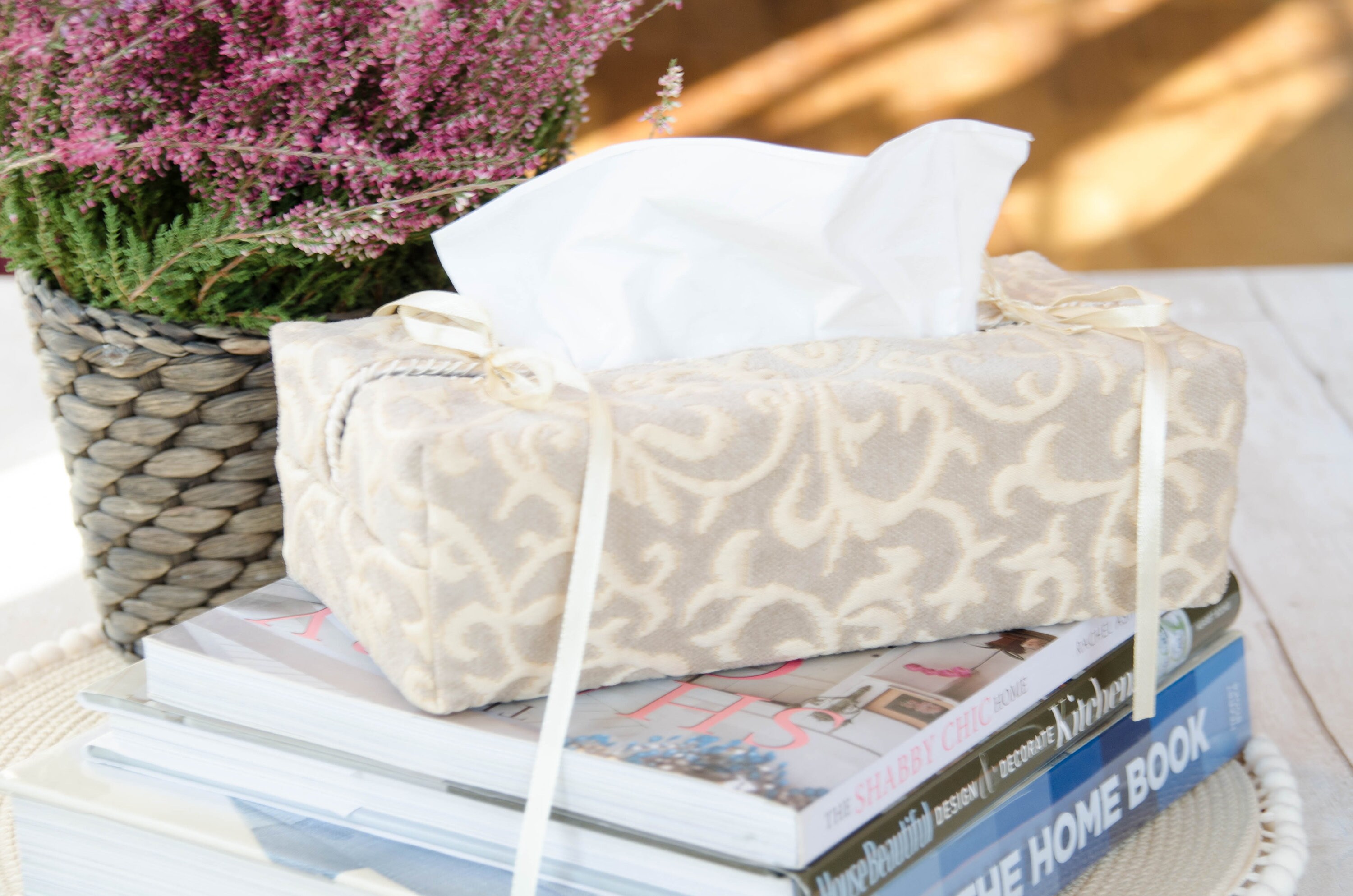 Elegant tissue box cover made of high quality tapestry fabric | Etsy