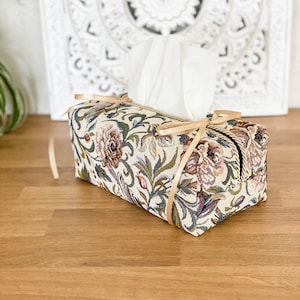 Romantic and Elegant Tissue Box Cover, Traditional Napkin Holder ...