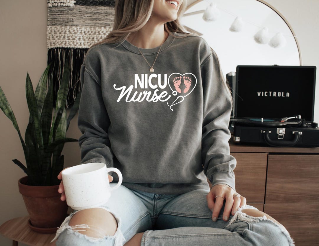 NICU Nurse Crewneck Sweatshirt, Neonatal Intensive Care Unit Pullover ...