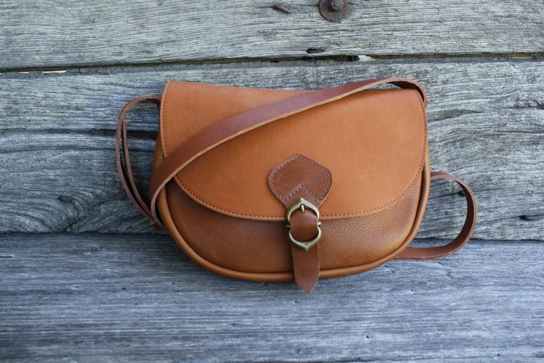 Large Postman Messenger Bag in Handcrafted Camel Leather - Etsy