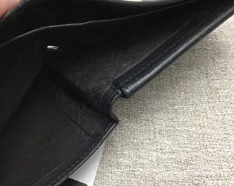 Dunhill Black Leather Men's Bifold Wallet With Black & Gold Dunhill Black Leather Men's Bifold Wallet With Black & Gold