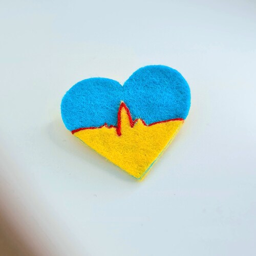 Ukraine Flag Pin Ukrainian Flag Heart Button Stand With - Etsy