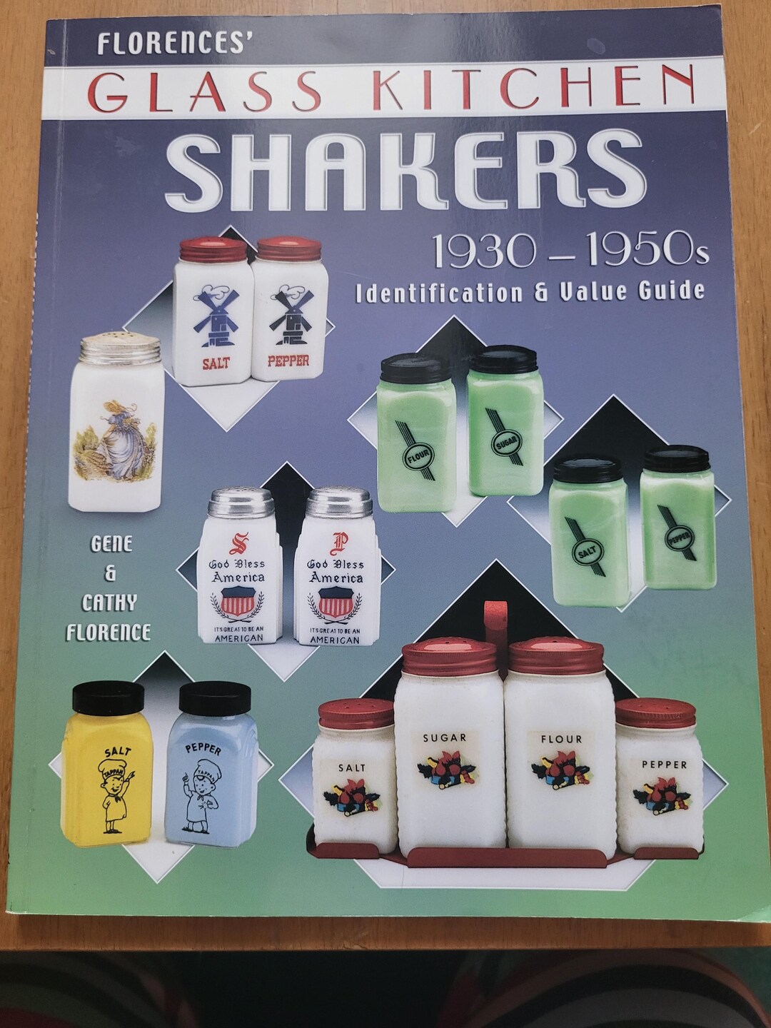 Vintage Glass Range Shakers Soft Cover Reference Book - Etsy