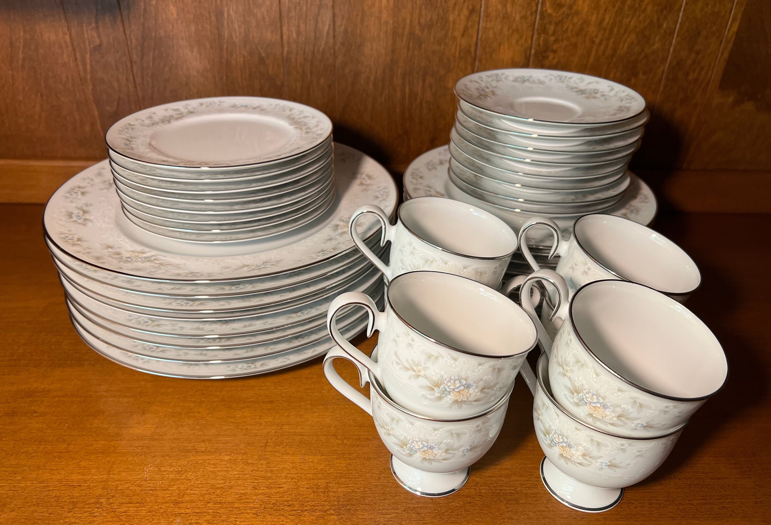 Very Rare Noritake Patience Ireland Porcelain China Set for 8 Persons ...