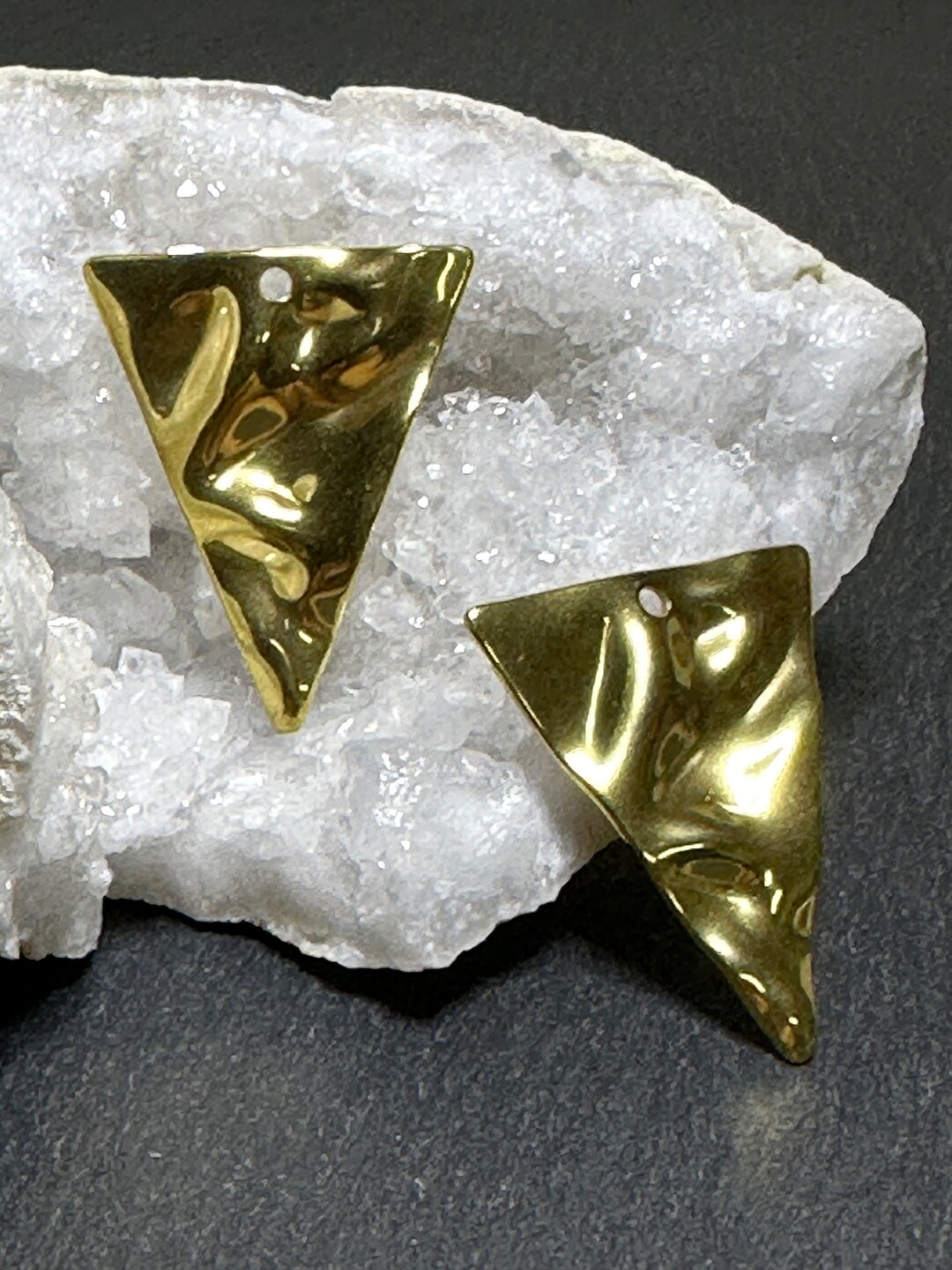 2 Wavy Triangle Pendants in Stainless Steel, 18k Gold Plated, Ion ...