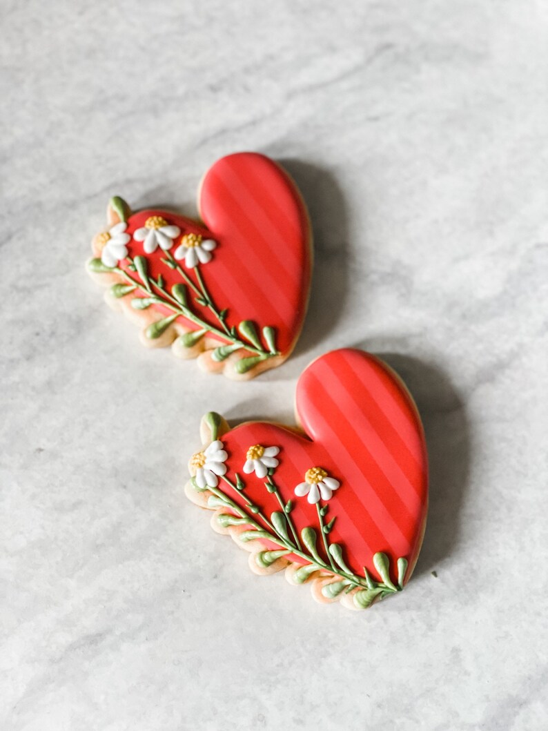 Greenery Heart 2022 Cookie Cutter - Etsy