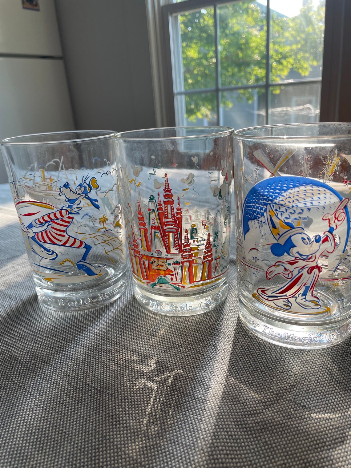 Walt Disney - Vintage Glasses - Collectors Glass - 25th Anniversary - Etsy