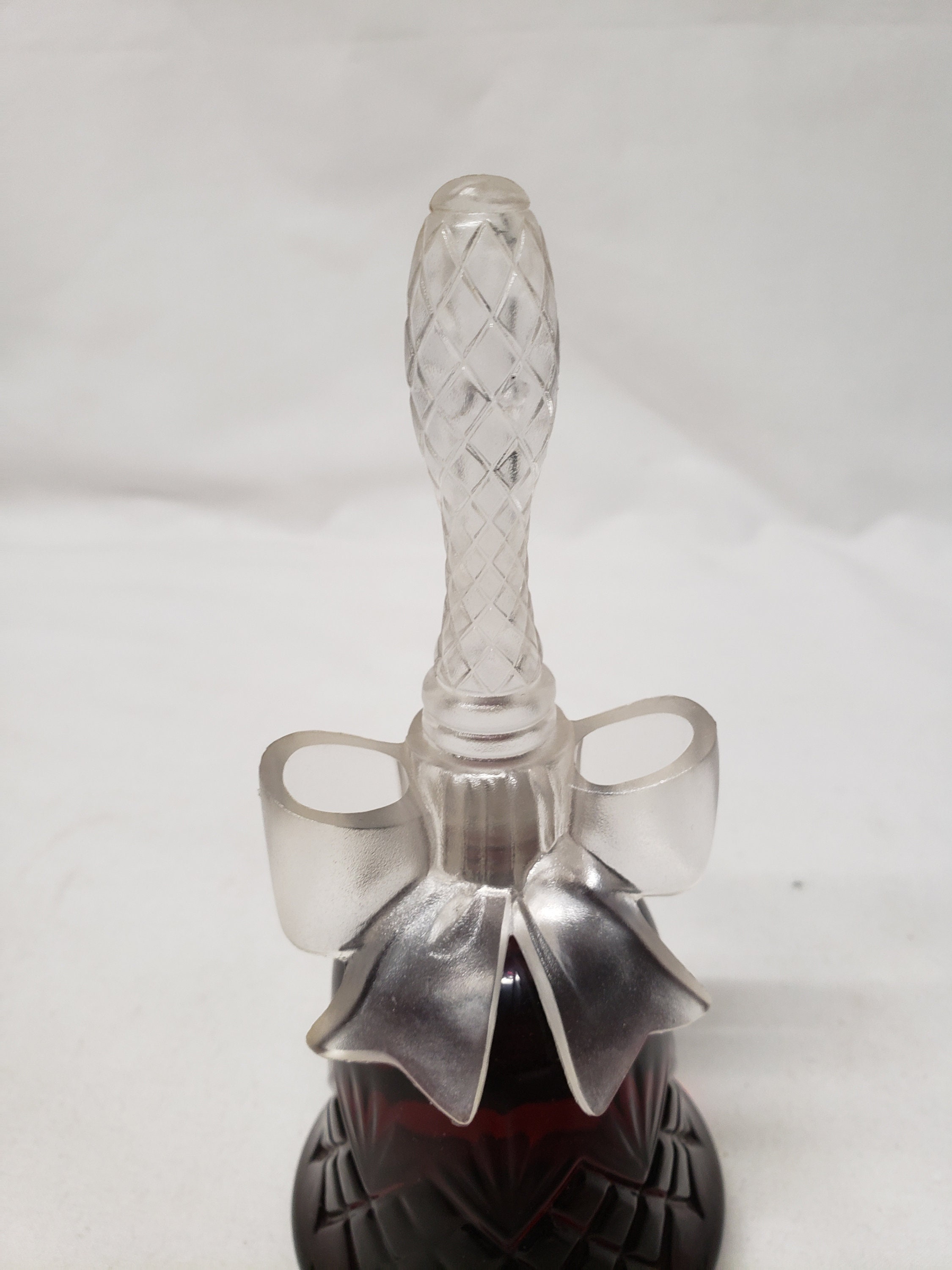 VINTAGE 1970s Avon Glass Hostess Bell Crystalsong Sonnet - Etsy