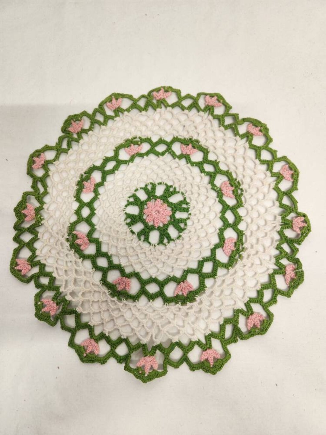 Handmade Crochette Doily, 11.5 Across, Green and Pink Colors - Etsy