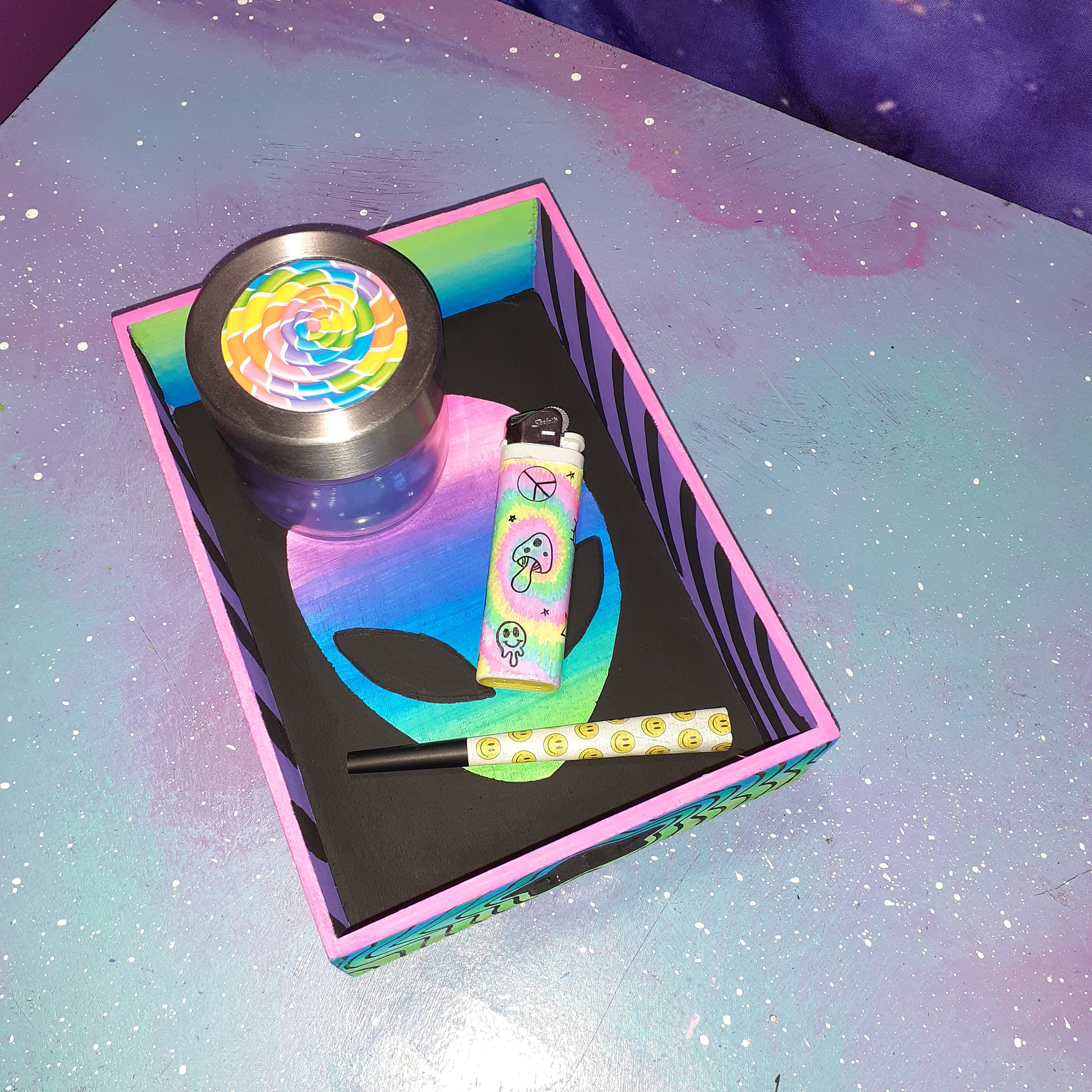 Black Light Glow Trippy Alien Stash Box / Small Rolling Makeup | Etsy