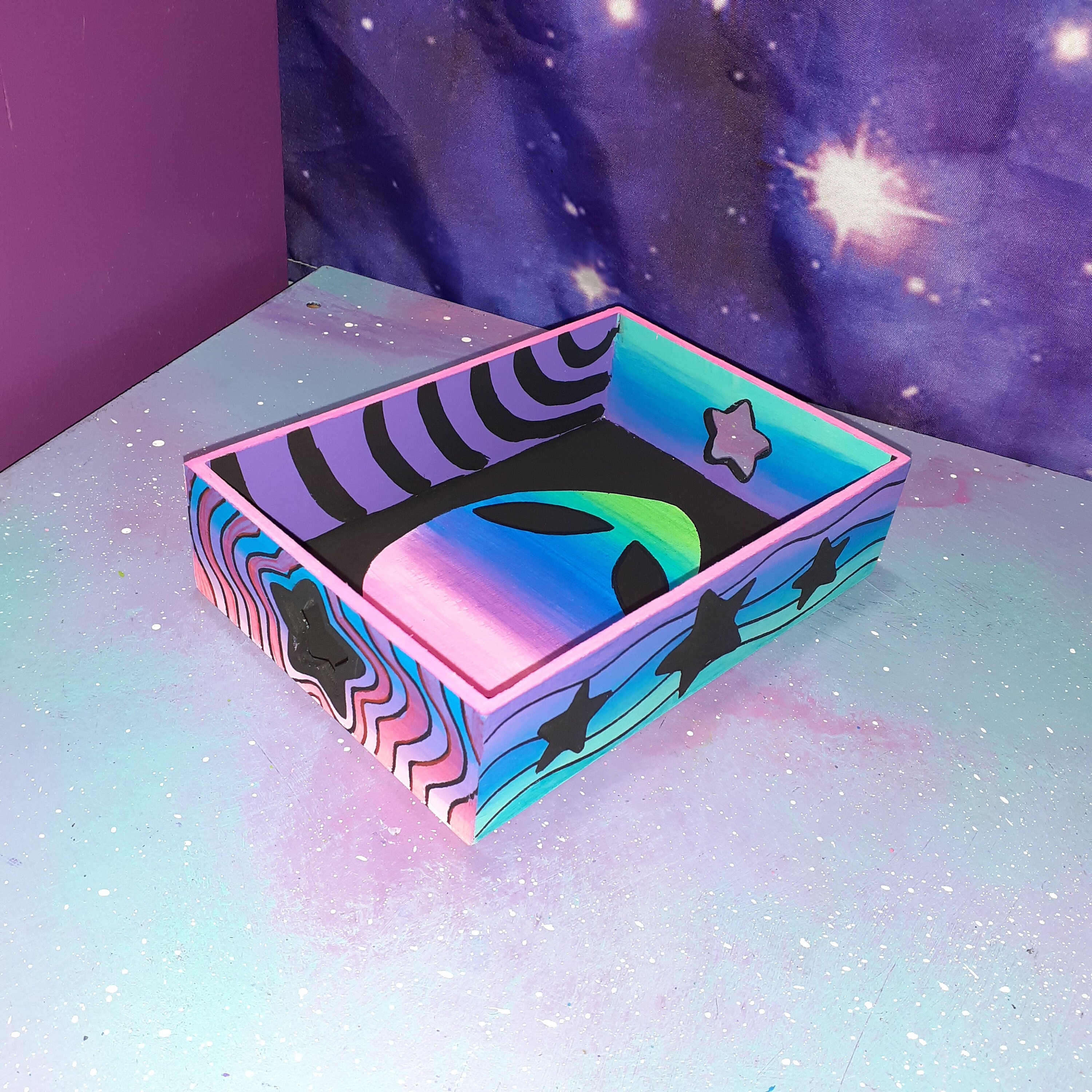 Black Light Glow Trippy Alien Stash Box / Small Rolling Makeup | Etsy