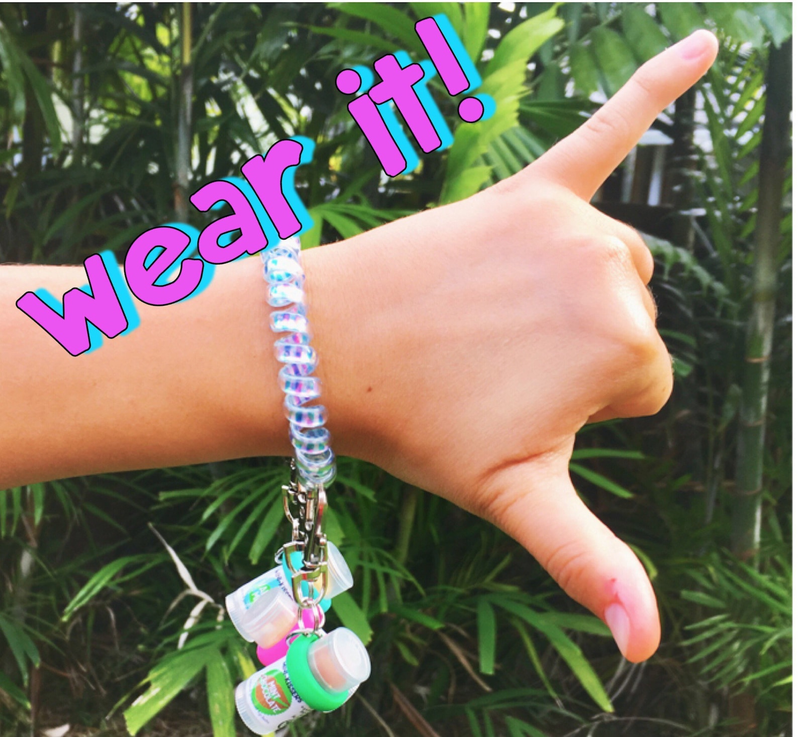 Mini Lip Balm and Holder Keychain in Glitter or Solid - Etsy Canada