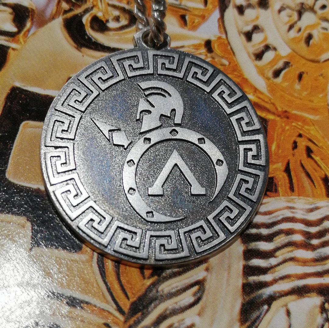 Pendant Spartan Helmet Shield in Burnished Silver 925 - Etsy
