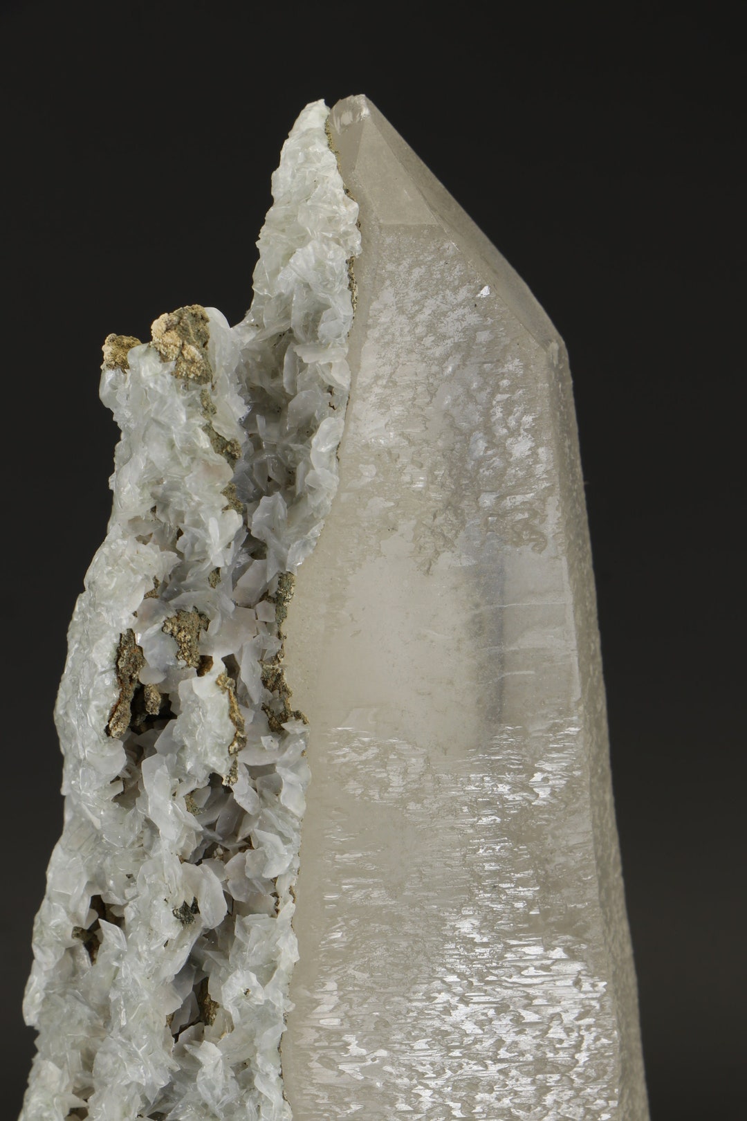 Quartz With Calcite Specimen - Huanggang Mine Quartz Crystal With UV ...