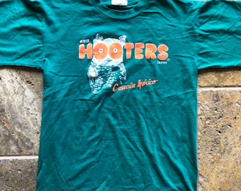 Hooters t shirt | Etsy