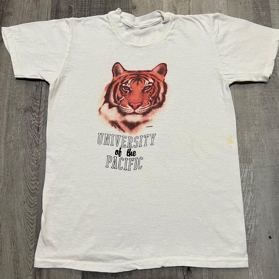 VTG UOP University of the Pacific White 80s Tiger Graphic College T ...