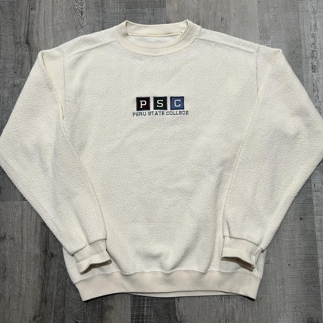 VTG Peru State College 90s Beige Herringbone Knit College Pull Over ...