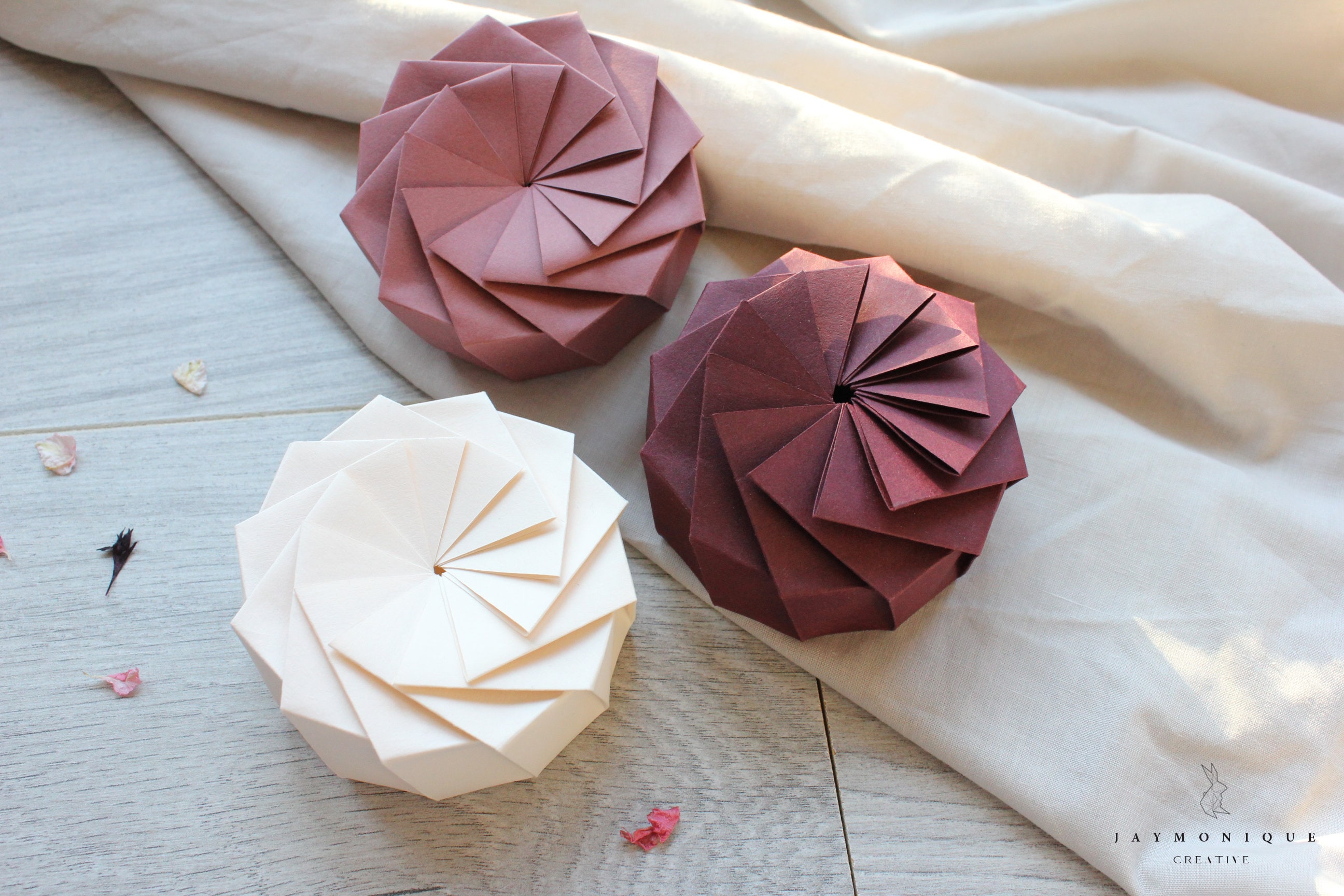 Origami Favour Box | Wedding Decor | Wedding Favours | Wedding Table ...