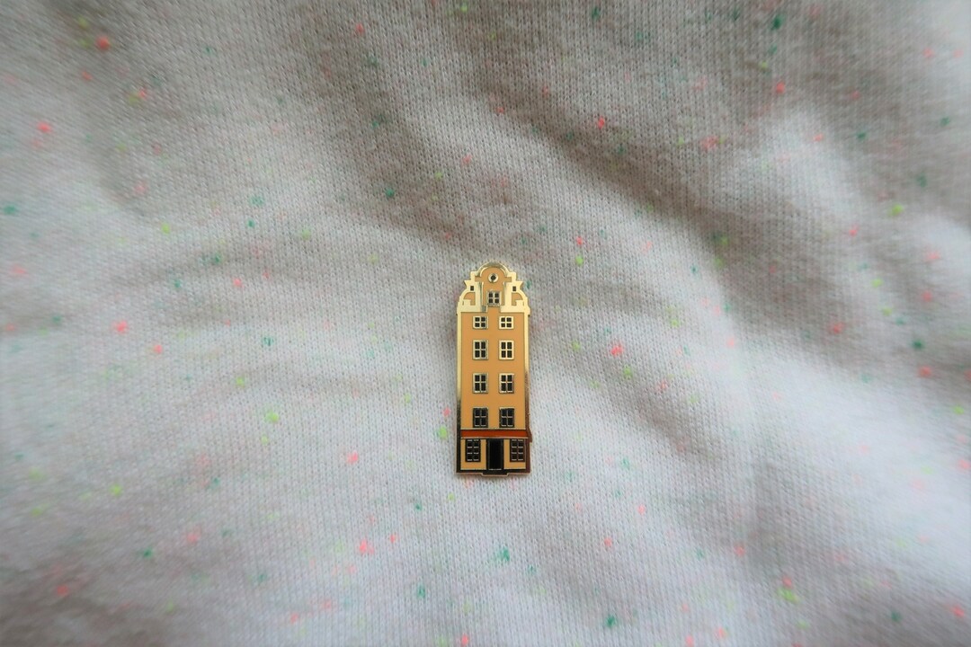 Gamla Stan Green Sweden Inspired Enamel Pin - Etsy