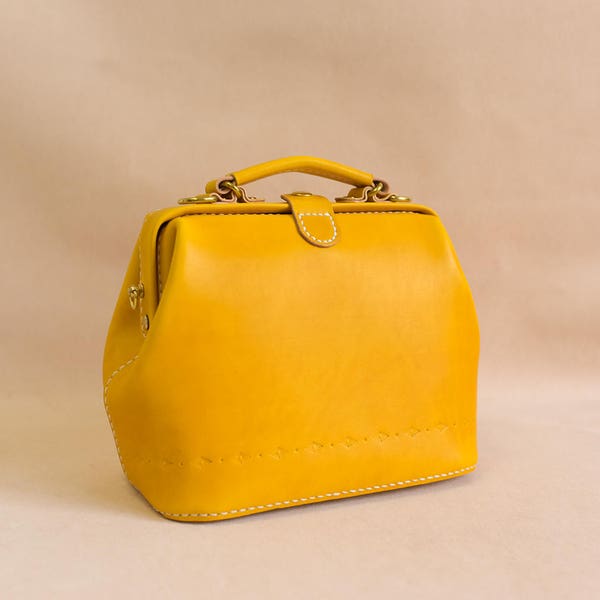 Doctor Bag Purse - Etsy