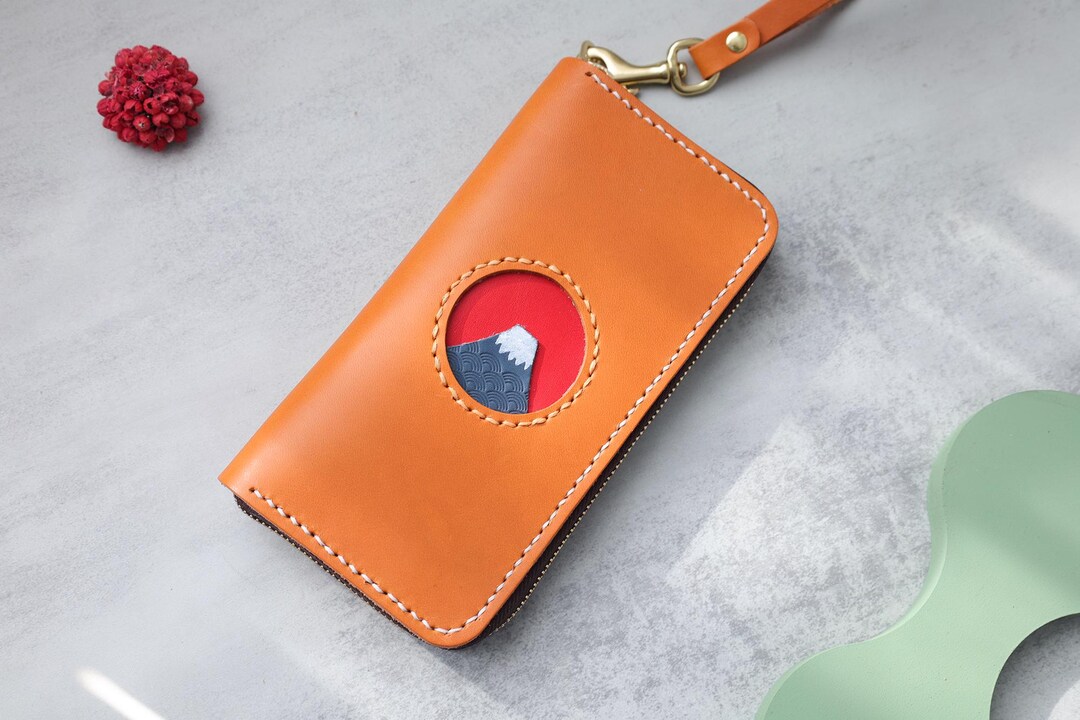 Handcrafted Long Wallet With 3D Mount Fuji Design – Unique Snow-capped ...