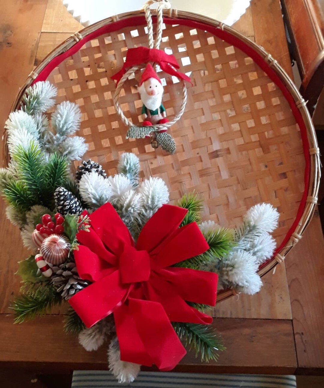 Vintage Elf on a Rope Swing Christmas Wall Hanging Wreath Basket ...