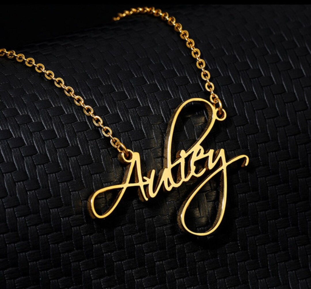 Lavish Font Necklace | Name Necklace | Personalized Necklace ...