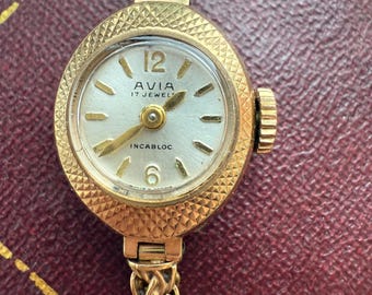 Vintage Ladies Gold Watch by AVIA - Etsy