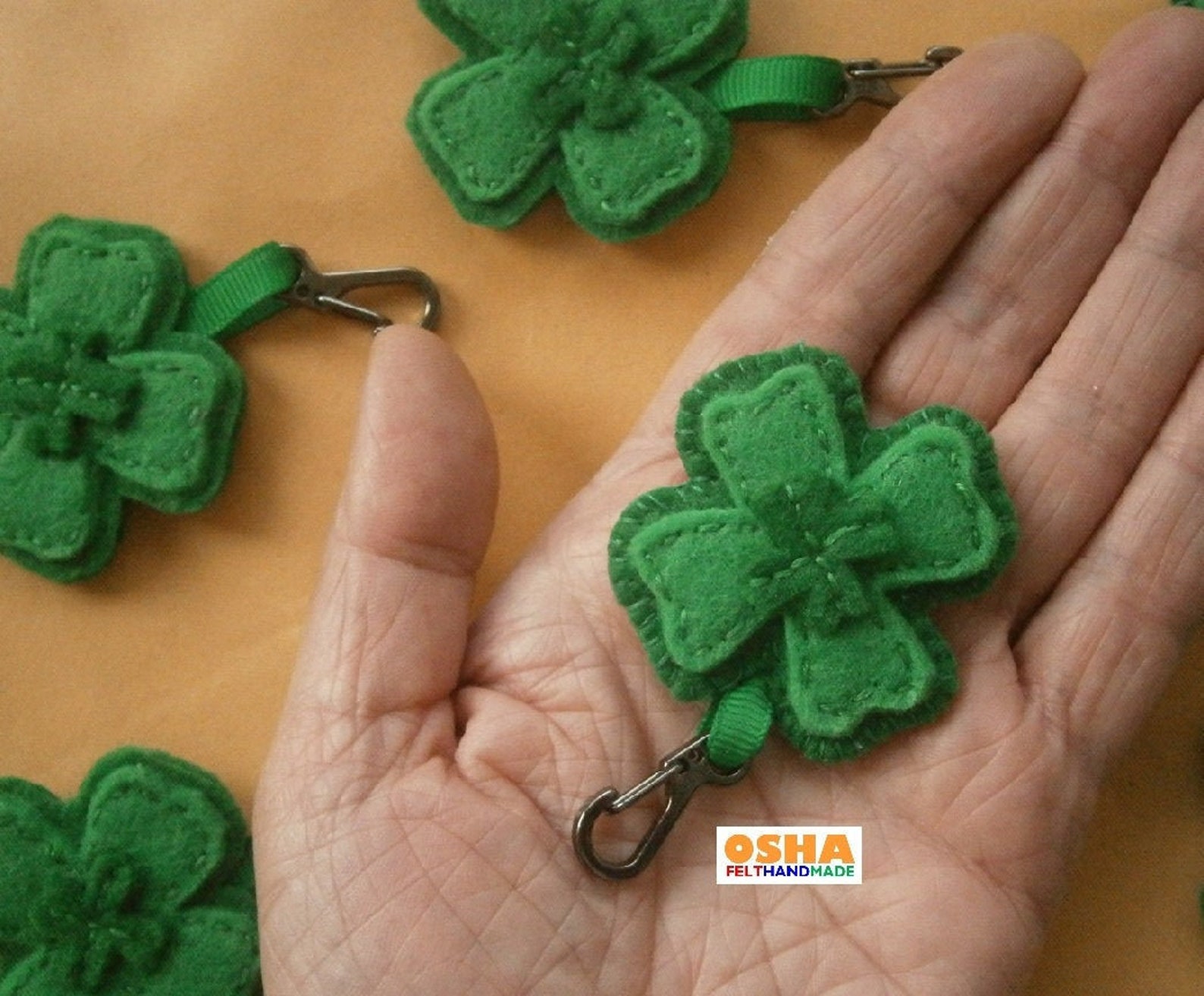 Four leaf clover Felt Key chain Lucky clover leaf Shamrock | Etsy