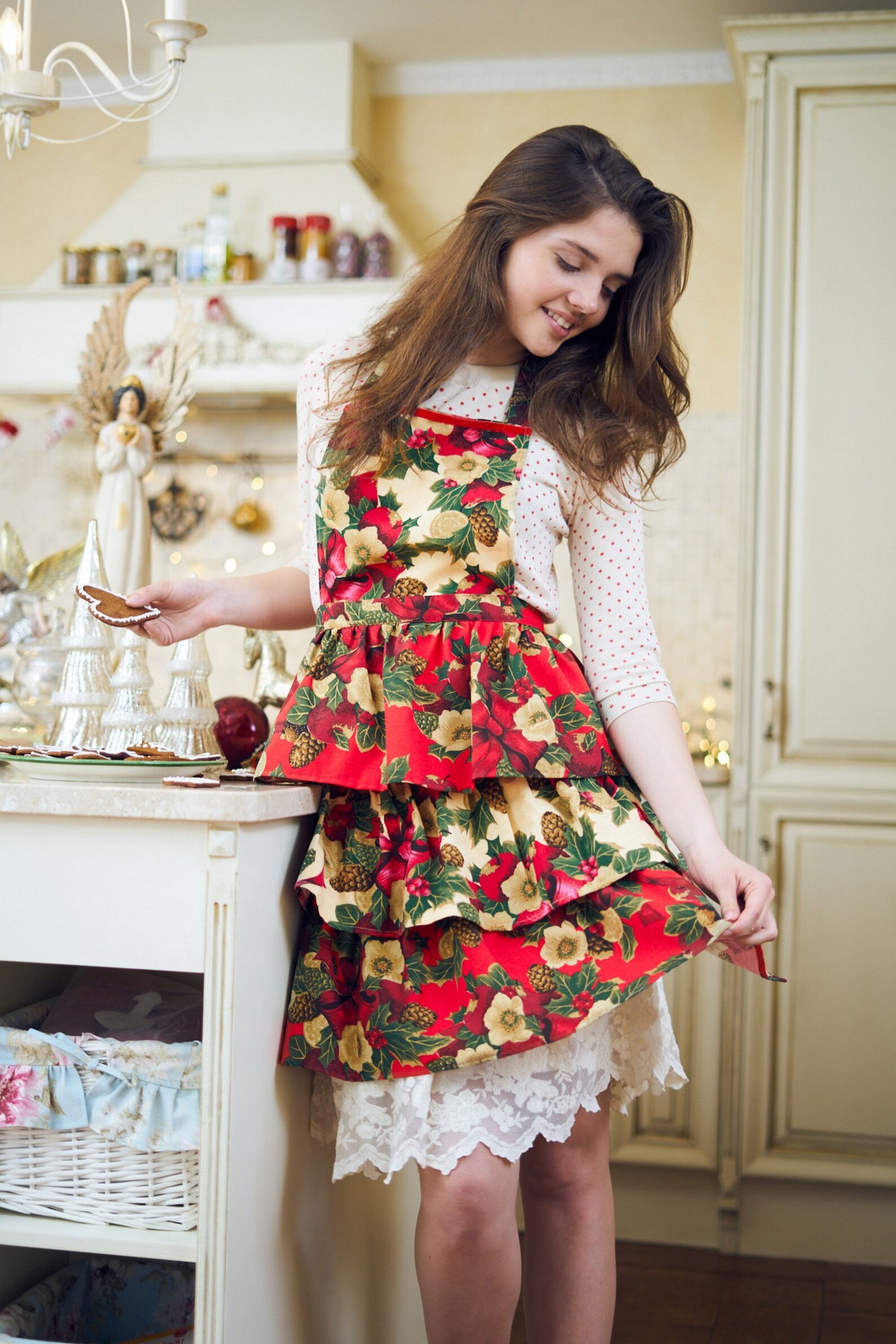 Red Christmas Ladies Apron Holiday Apron for Women Christmas | Etsy