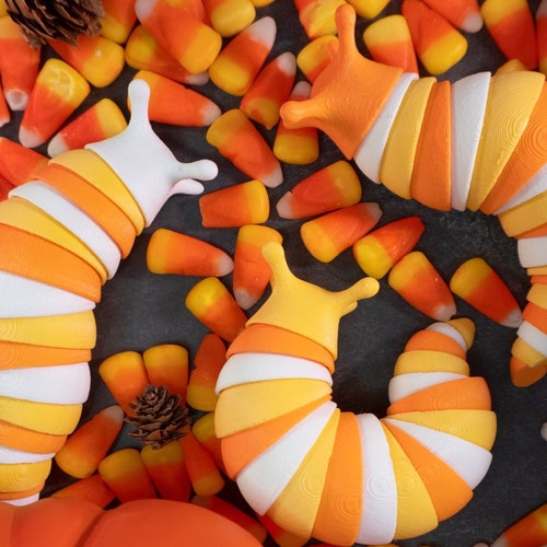 3D Printed Articulated Fidget Slug Toy Various Colors - Etsy