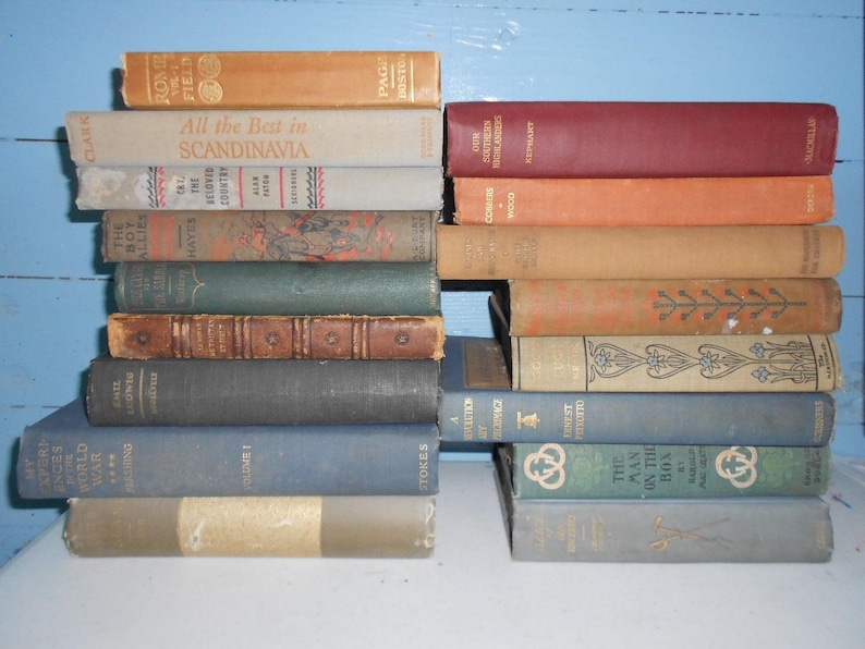 Lot of 10 Old Vintage Books Unsorted Collectible Antique Mix Hard to ...