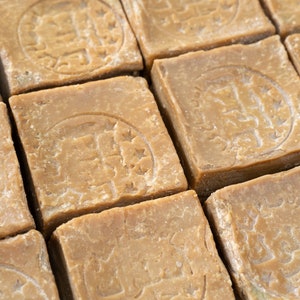Pure Aleppo Soap Bar, Traditional Made, Zero Waste, Good for All Skin ...