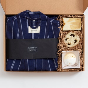 Personalized Robe Gift Box, Self Care Package for Her, Loungewear Gift ...