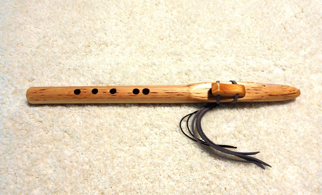 Key of C# - Western Cedar Native American Style Flute. Frog Totem - Etsy