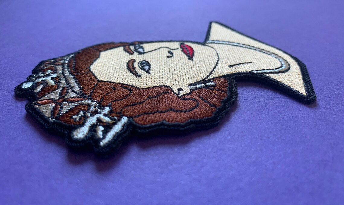 QUEEN Elizabeth II Embroidered Iron on Patch Badge - Etsy
