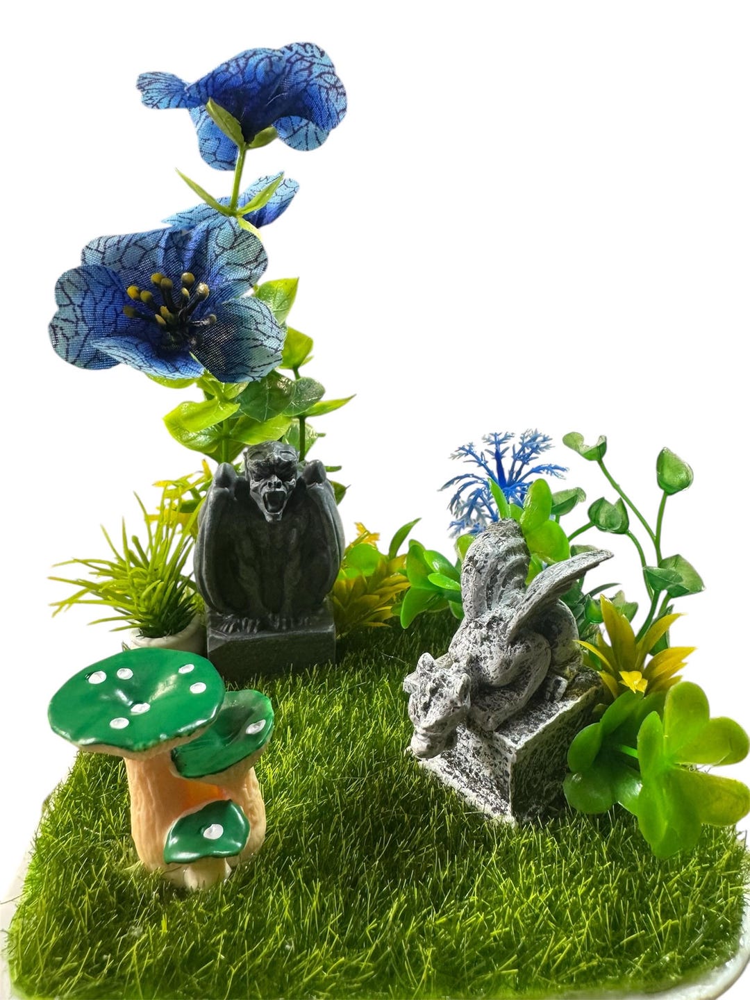Custom Spooky Goth Raven Gargoyle Skull Clear Jumping Spider Enclosure ...