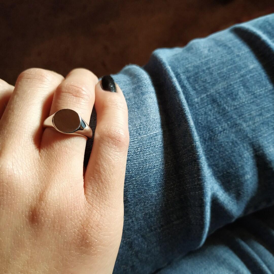 Round Signet or Pinky Ring, Custom Gold Ring, 9K 14K 18K Gold ...